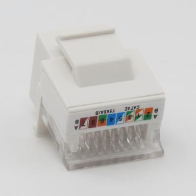 中国 8p8cイーサネット台形ジャックRJ45 UTP 90の程度Tooless 販売のため