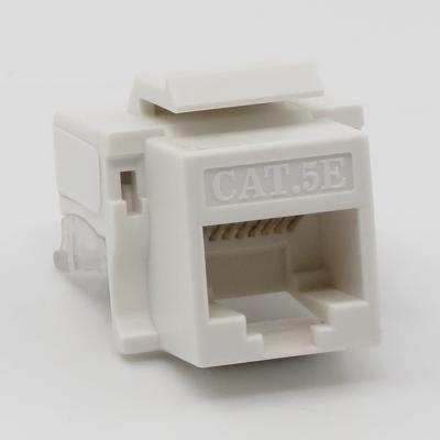 中国 8p8cイーサネット台形ジャックRJ45 UTP 90の程度Tooless 販売のため