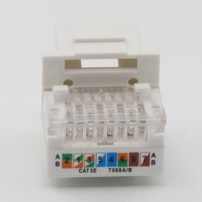 中国 8p8cイーサネット台形ジャックRJ45 UTP 90の程度Tooless 販売のため