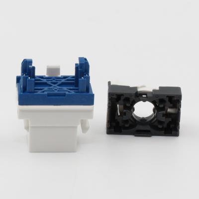 中国 180度のイーサネット台形ジャックCAT5e Toolless UTP目に見える錆の酸化無し 販売のため