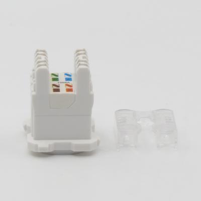 中国 UTPのイーサネット台形ジャック オーストラリアRJ45 180の程度CAT5E 販売のため