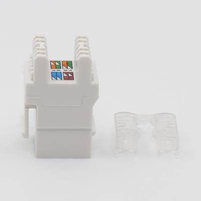 中国 RJ45 180程度Cat5eのイーサネット ジャックのUTPの台形ネットワーク ジャック 販売のため