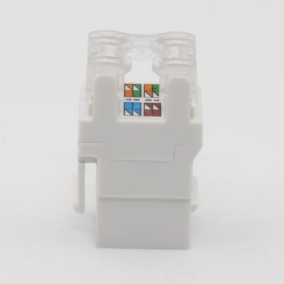 中国 RJ45 180程度Cat5eのイーサネット ジャックのUTPの台形ネットワーク ジャック 販売のため