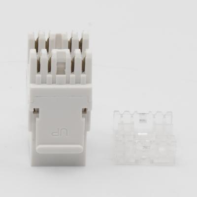 中国 RJ45 180程度Cat5eのイーサネット ジャックのUTPの台形ネットワーク ジャック 販売のため