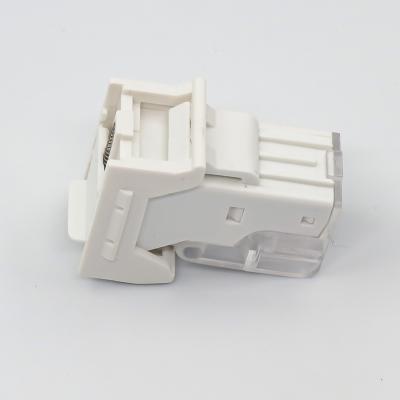 Cina Connettore trapezoidale di grado Rj45 di CAT5E 8p8c UTP Jack 90 in vendita
