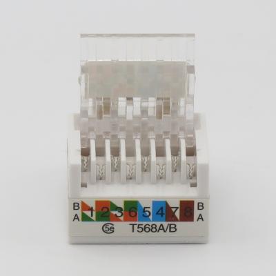 中国 Cat5e UTP Rj45 Toolless台形ジャックのABS 8p8cイーサネット 販売のため