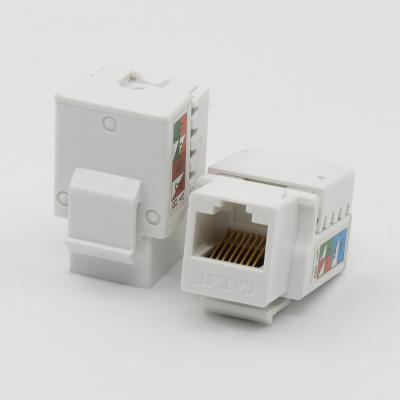 Cina Grado Jack trapezoidale TM-8009 di RJ45 UTP Cat5e 8P8C 90 in vendita