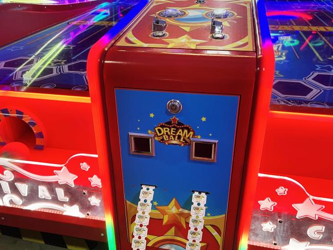 Manufacturer branding and details