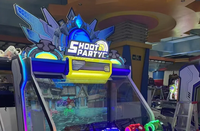 Gameplay screen showing monster battle interface