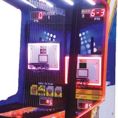中国 バスケットボールの2人のプレーヤーのための機械切符の買戻しのゲーム・マシン 販売のため