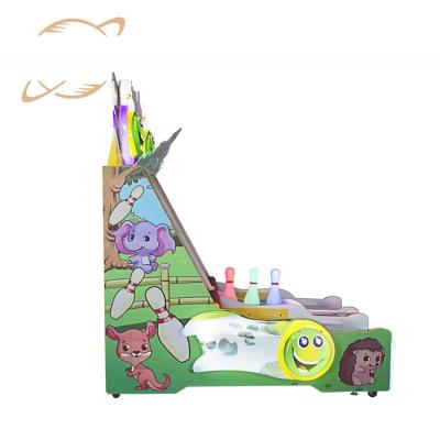 Cina 400W Bowling Arcade Game Machine Bowling Machine a monete con display LCD HD da 42" in vendita