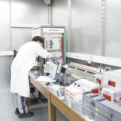 Cina En ESD Eft Emi Testing Lab Services del fon in vendita