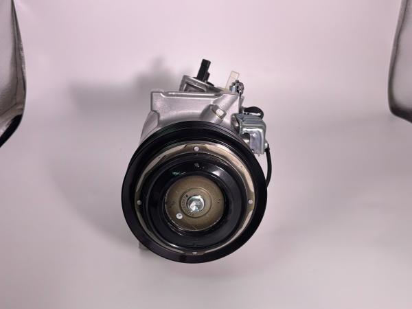 Quality 92600-4BA0A DENSO Compressor 12V 6SBH14C SG437100-9790 DCP46021 for sale