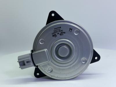 Cina 16363-20330 Riparazione del ventilatore del radiatore del veicolo 168000-2640 Toyota LEXUS ES300 in vendita