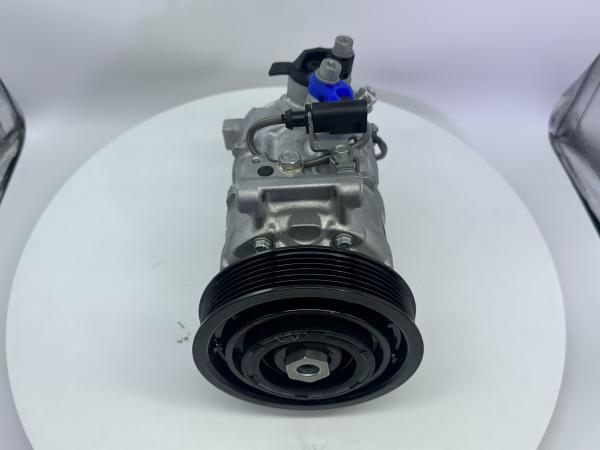 Quality 8T0260805G Denso Air Compressor DCP02105 AUDI A4 2.0T 3.0T Car Aircon Compressor for sale