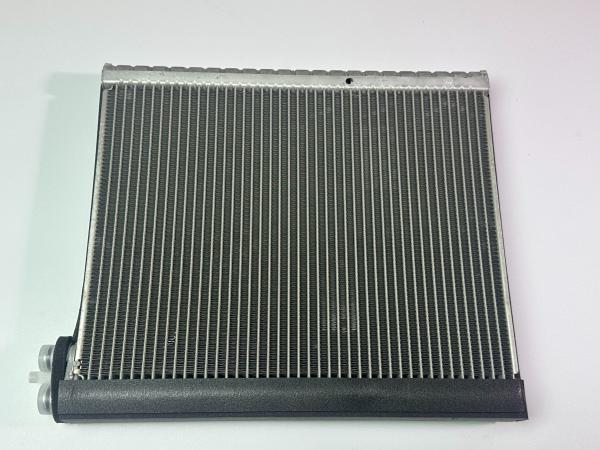 Quality 88501-35130 DENSO Evaporator Core 447610-3830 LAND CRUISER PRADO GRJ120 for sale