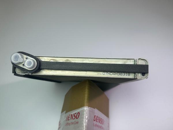 Quality 88501-35130 DENSO Evaporator Core 447610-3830 LAND CRUISER PRADO GRJ120 for sale