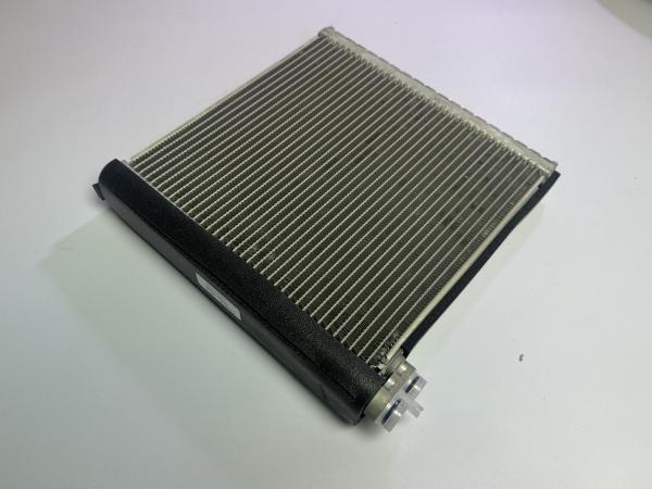 Quality HONDA CRV 80211-SNK AC Evaporator Core DA446610-6450 DENSO AC EVAPORATOR for sale
