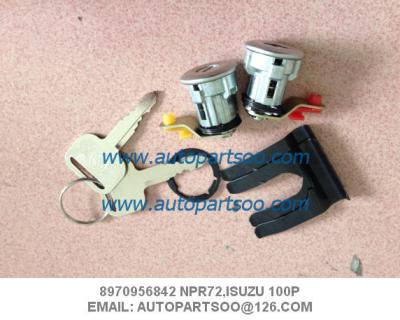 China Cerradura de ISUZU Door Locks 8970956842 la derecha NPR72 ISUZU 100P Barrell y llave de la puerta en venta