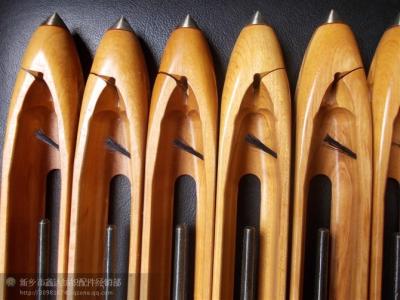 China 13.5 inch wood shuttle and 14.5 inch shuttle textile accessories for 1515 looms for sale