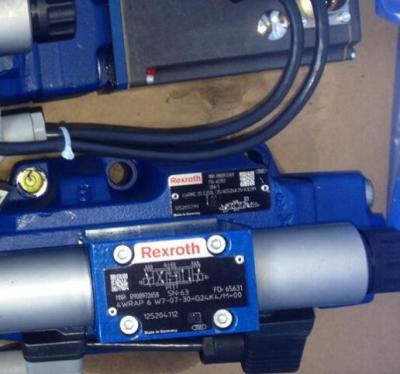 China Rexroth R901114885 4 WRKE 25 E 350 L - 35/6 EG. 24K31/F1D3V 4 WRKE 25 E 350 L - 3 X/6 EG. 24K31/F1D3V en venta