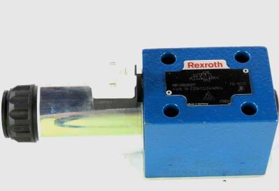 China Válvula direccional del carrete de Rexroth R900593277 4WE10C3X/CG24N9K4 4WE10C33/CG24N9K4 en venta