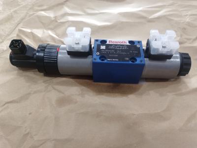 中国 Rexroth R900954093 4WRE6E1-16-21/G24K4/V 4WRE6E1-16-2X/G24K4/Vの比例した方向弁 販売のため