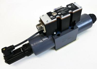 Китай Клапан Rexroth R900927356 4WREE10E75-2X/G24K31/F1V 4WREE10E75-23/G24K31/F1V пропорциональный дирекционный продается