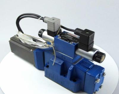 중국 R901083317 4WRKE27W8-500P-3X/6EG24K31/A5D3M 렉스로스 4WRKE27 시리즈 비례하는 방향성 밸브 판매용