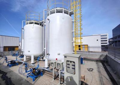 China Outdoor Large Oil Tank Material Handling Solution For Storing Raw Materials for sale