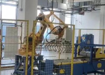 China Automated Plastic Industry Robotic Palletizing System With 4 Axis Articulated Arm for sale