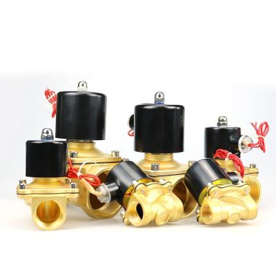 Cina Spedendo e trattando l'acqua Heater Service Valve dell'elettrovalvola a solenoide di pollice di modo 1/2 di marca 2/2 24V in vendita