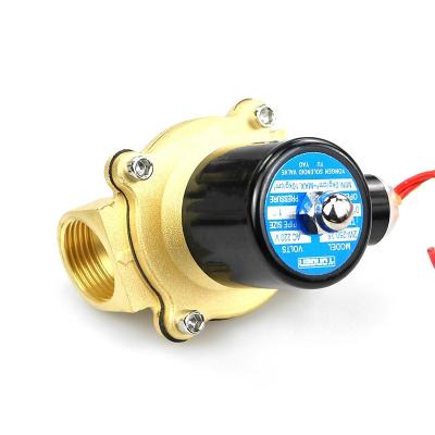 Cina CC normalmente chiusa elettrica d'ottone 12V 24V 220V dell'elettrovalvola a solenoide DN15 in vendita