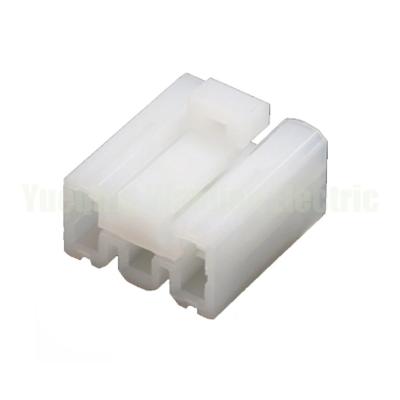 中国 5ピンMG610189 自動車プラグ 自動車電気ワイヤリング ハーネスコネクタ AC組 販売のため