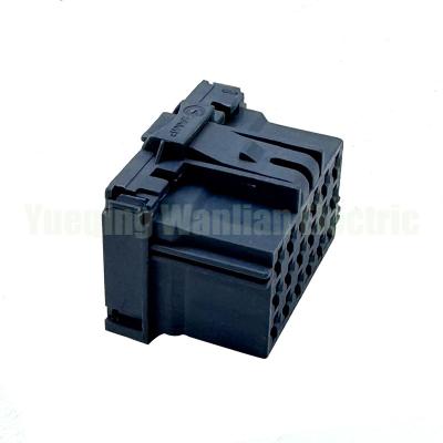 中国 18 ピン 8-968974-1 女性コネクタ 自動車プラグ 密封されていない電動ハーネスソケット 販売のため