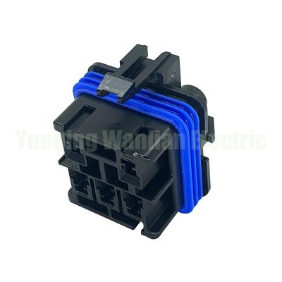 中国 5 ピン 12110539 密封された女性ワイヤ接続器 吹くプラグのための自動車接続器 販売のため