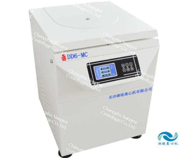 Quality Low Noise Medical Centrifuge Machine 4x100ml Capacity With AC220V Power Supply for sale