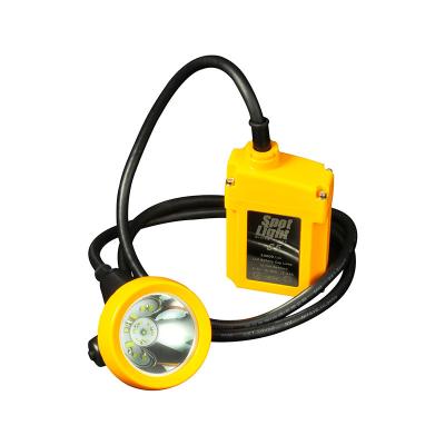 Cina 7.8Ah Lithium Ion Ricaricabile Lampada a cappuccio a LED per miniere Casco per miniere di carbone sotterraneo Luce con classificazione IP68 in vendita