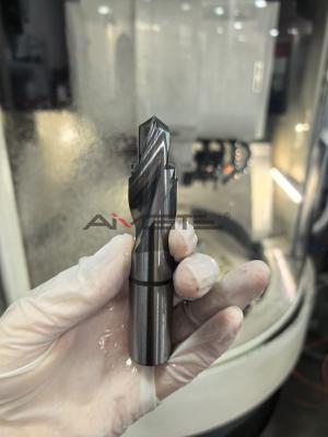 China 4 Flutes DLC Coated Solid Carbide End Mill Cutter with Ø1 mm – Ø20 mm Diameter and 2D / 3D / 5D Cutting Length for sale