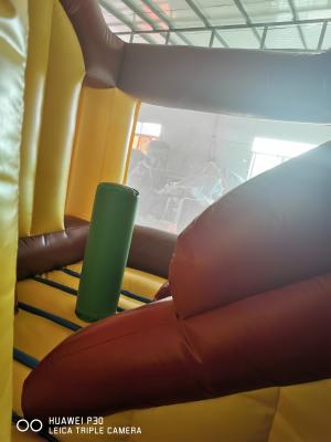 中国 農場の主題の誕生会のためにコンボ跳躍の城の膨脹可能な跳ね上がりの家 販売のため