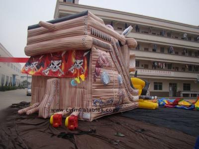 中国 子供の屋外の膨脹可能な海賊船、9x5Mのコンボ膨脹可能な海賊ボート 販売のため