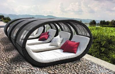 China Hot PE Rattan Outdoor patio sunbed furniture sets outdoor sofa sets for sale