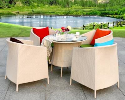 China Hot sales outdoor patio rattan chair and tables furniture for sale