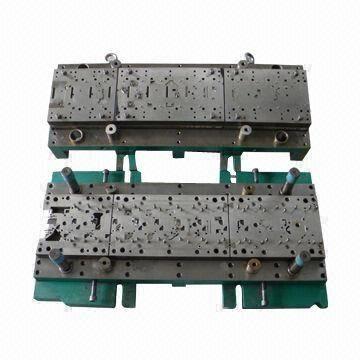中国 金属の進歩的な押すことは 0.1mm 電子構造部品のための死にます 販売のため