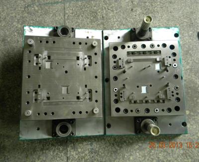 China 4 Station Metal Stamping Die AISI D2 For Electronics Bracket for sale