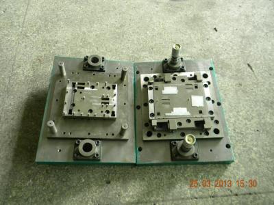 China Station Stamping Precision Moulds And Dies SKD11 For Electronics Bracket for sale
