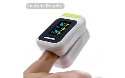 China Fingertip Pulse Oximeter with PI index to show pulsating blood situation for sale