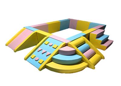 Cina PVC dell'interno dell'attrezzatura di Pit Pool Preschool Soft Play della palla in vendita