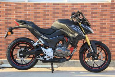 China Single Cylinder 4 Stroke Cruiser Sports Bike 250cc Oil Cooled Motorcycle Street Motorcycle Led Light Tubeless for sale