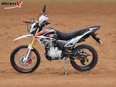 Cina Ingrosso 4 tempi CDI Single Cylinder Balance Shaft Motore 200cc moto a benzina per adulti sport veloci in vendita